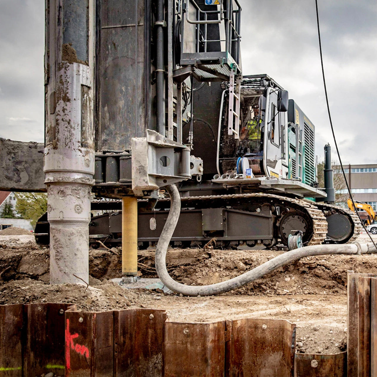 LRB 355.1 Piling and drilling rig (LRB series) - Liebherr